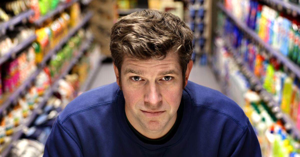 Zolang de voorraad strekt — Hans Cools | Schouwburg Kortrijk